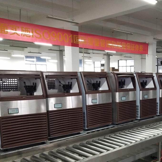 50kg / 24hrs Home Small Ice Making Machine Cube Ice Maker