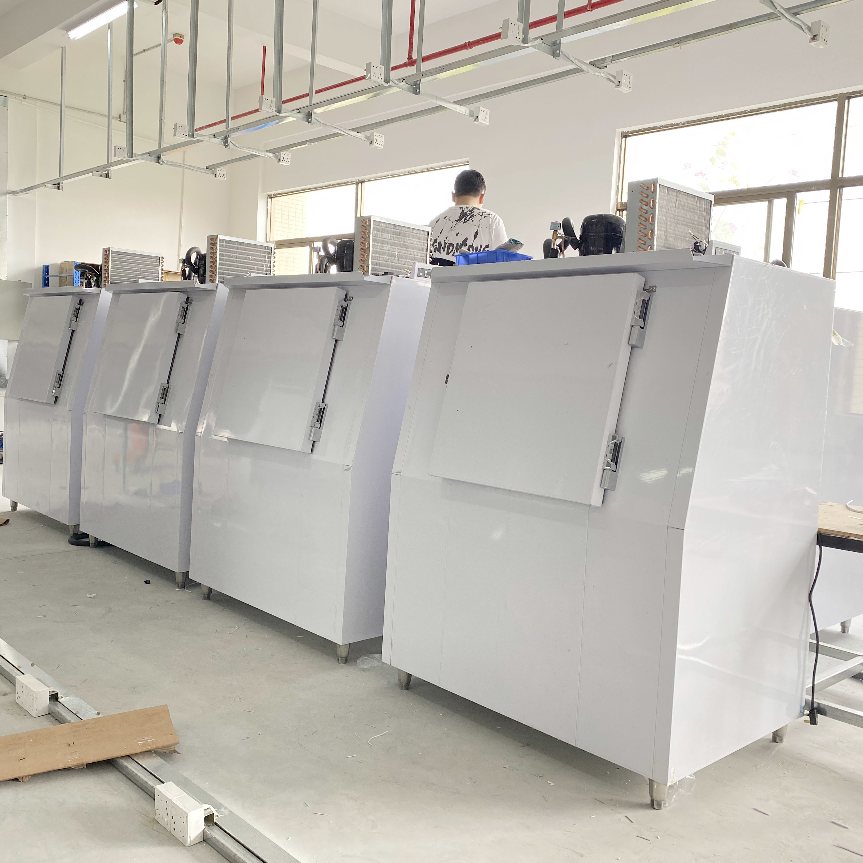 Commercial Outdoor Ice Storage Bucket For Storing 120 Bags Ice